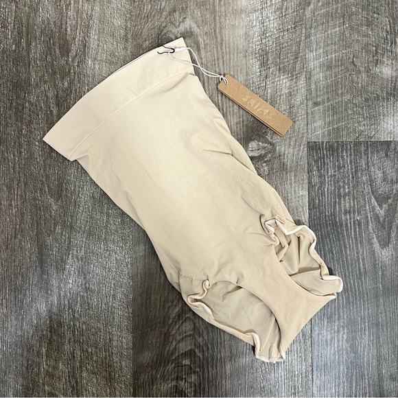 SKIMS | Intimates & Sleepwear | Skims Sand Everyday Sculpt High Waist ...